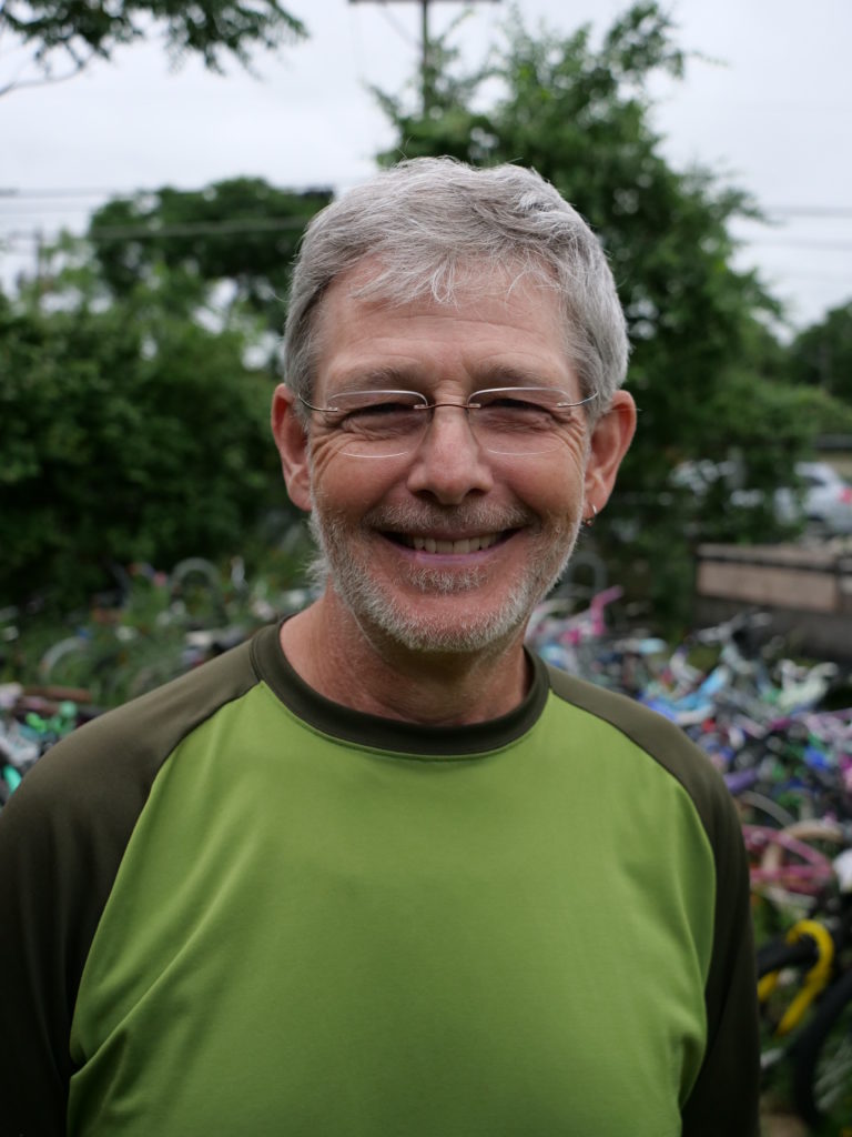 Volunteers the lifeblood of Austin’s Yellow Bike Project – ACC Star